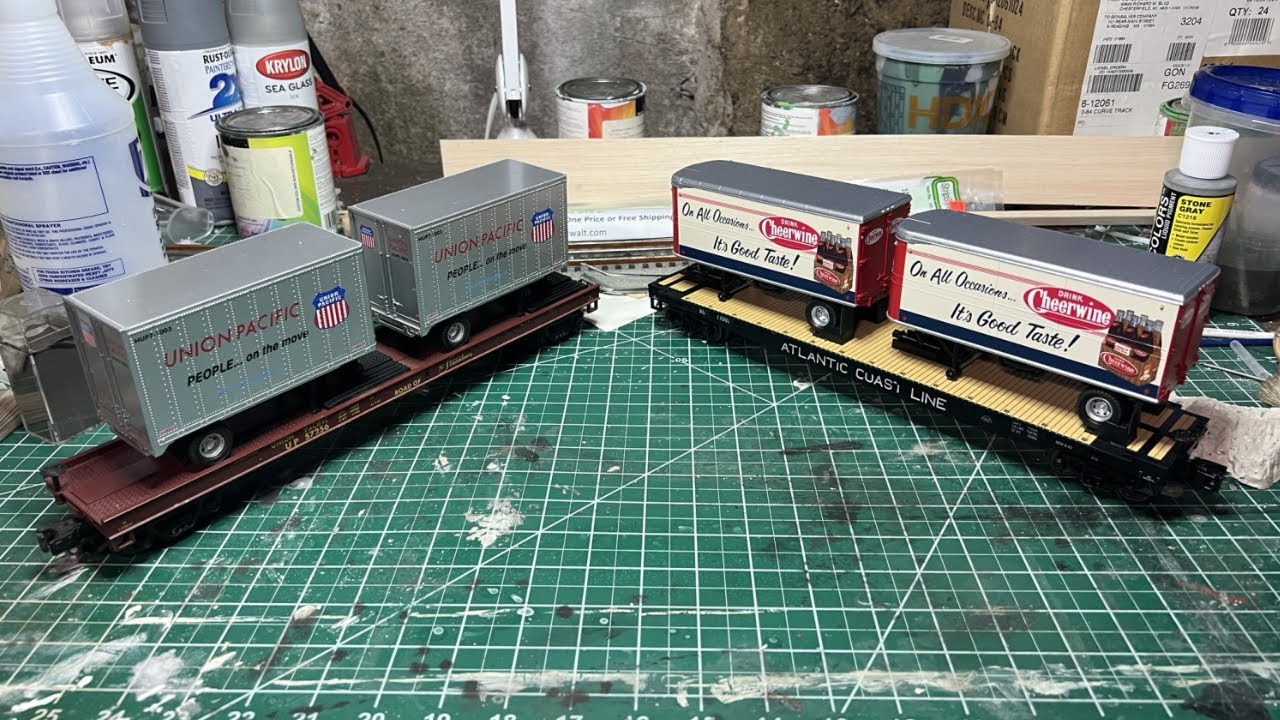 MTH O Scale New Pup Trailer Flat Car Comparison