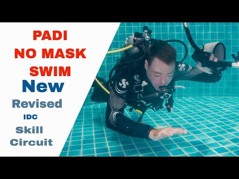 Underwater Swim Without a Mask - PADI IDC Skills Circuit •Divemaster Skills Circuit