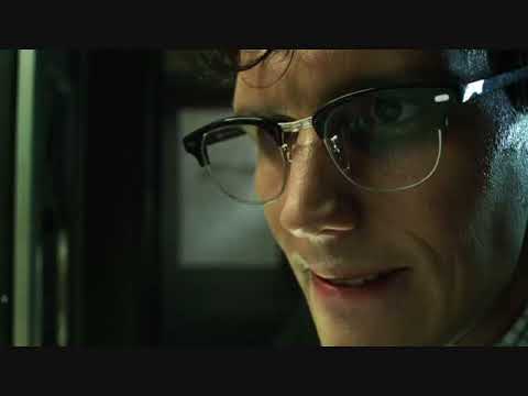 Cory Michael Smith (The Riddler) in TV Series Gotham S02E07 Scene #2
