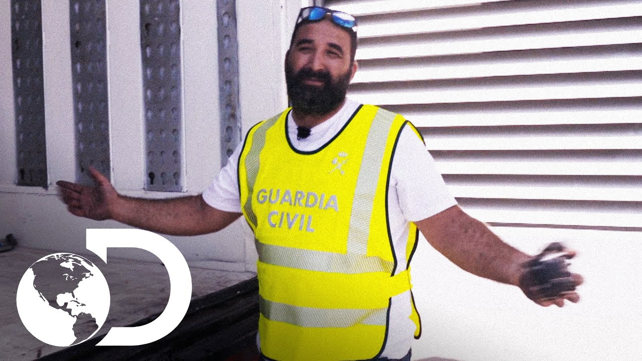 ¿Qué esconde este camión? | Control de Fronteras: España | Discovery Latinoamérica