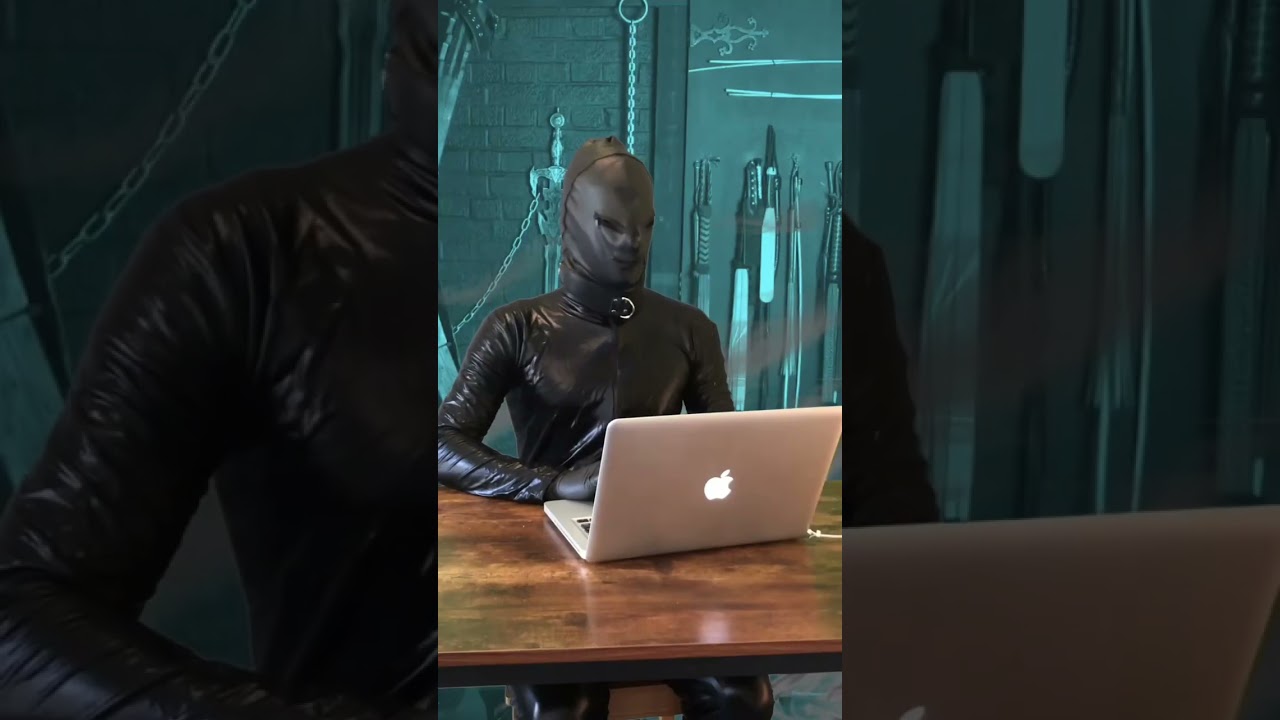 The gimp looks for a job