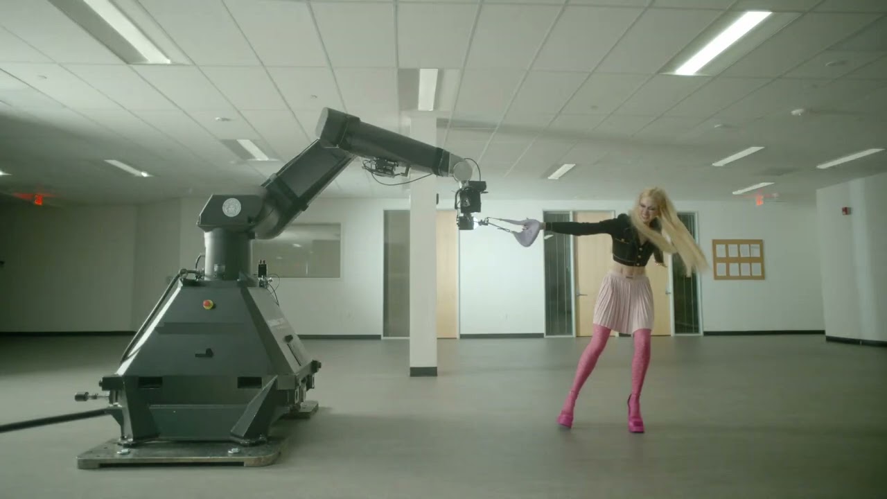 SSENSE Versace 2 [Noah Dillon]