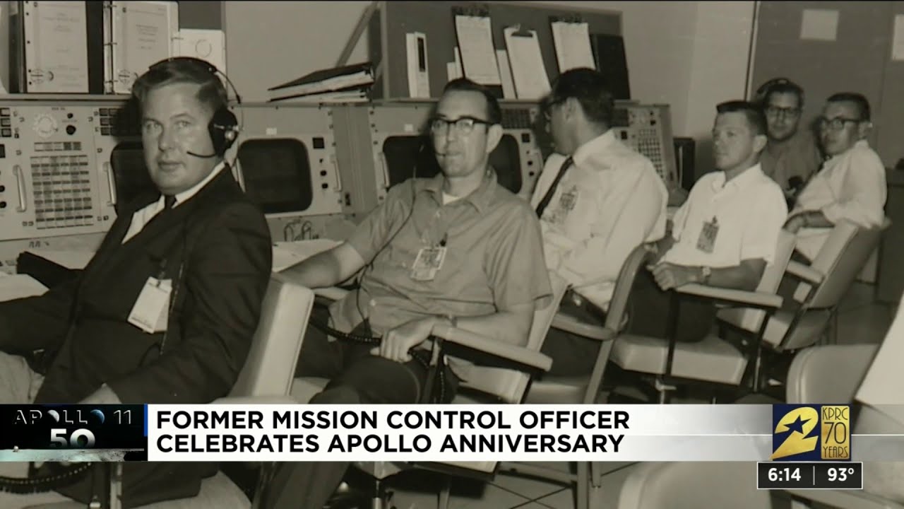 Former Apollo 11 mission control officer celebrates 50th anniversary