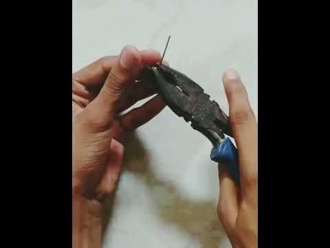 How to make free fire trigged using safety pin at home#shorts