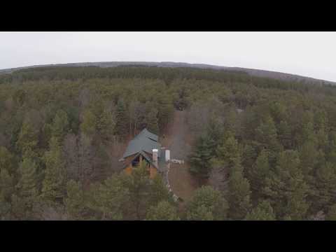 Dennis Road Log Home MaryJo Pung Greenridge Realty