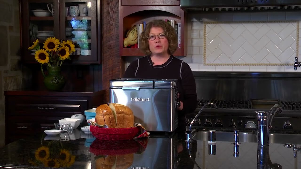 Cuisinart 2 lb Convection Bread Maker CBK 200