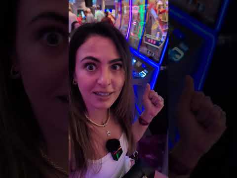 Royal Caribbean Slot Machines Do Pay!! Occasionally! #slots #jackpot #casino #royalcaribbean