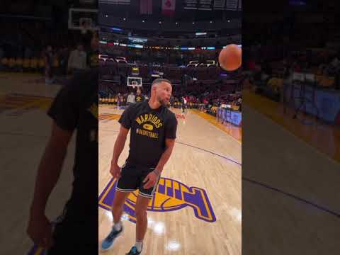 Steph Curry ON-FIRE 4 Straight 3's From Logo 😲