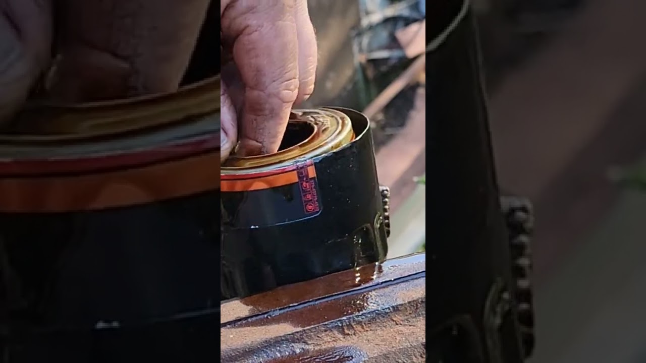 K&N S0 1004 OIL Filter cut open