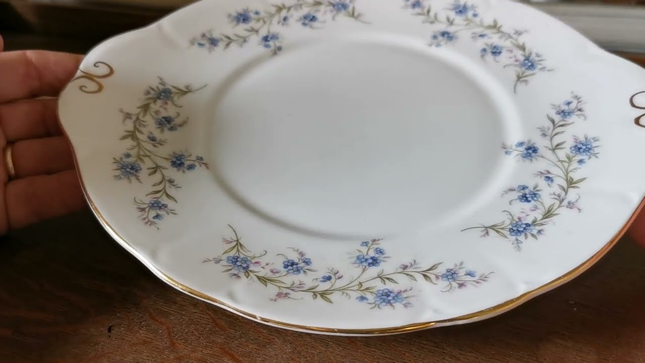 Duchess China 923 Tranquility Cake Plate