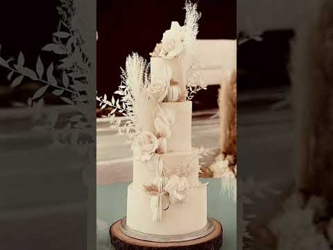 4 tier stunning wedding cake.
