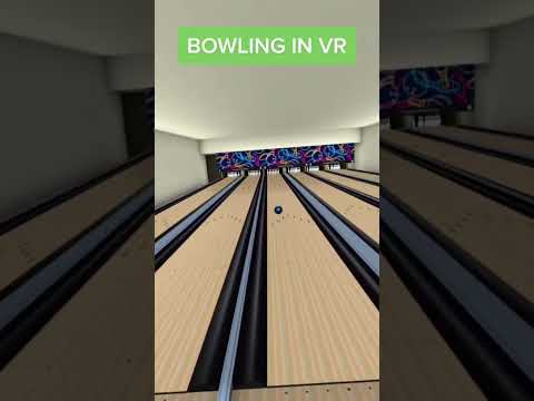 BOWLING IN VR!! FREE GAME ON THE QUEST 2! #quest2 #oculusquest2 #shorts