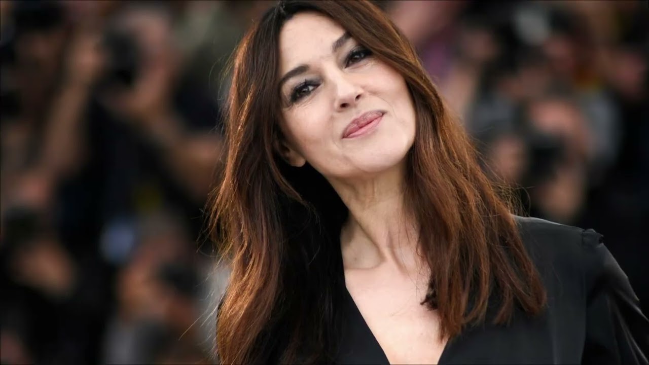 Monica Bellucci Topless Photos Shock the Internet – Fans Can’t Believe It!