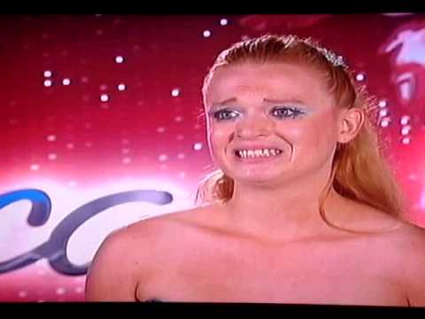 American Idol Dalles 2010: Julie Kevelighan enters the judges, NOT!