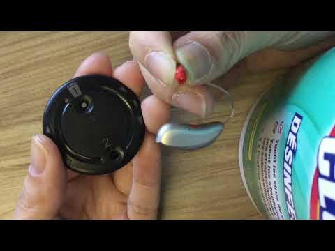 Phonak Marvel - Changing wax guard (Cerushield)