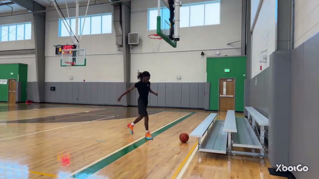 Emerald hoop 1