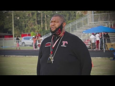 Jacksonville community, childhood friend mourns loss of local football icon Charron Dorsey