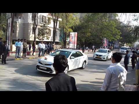 Smruti Irani in mit pune