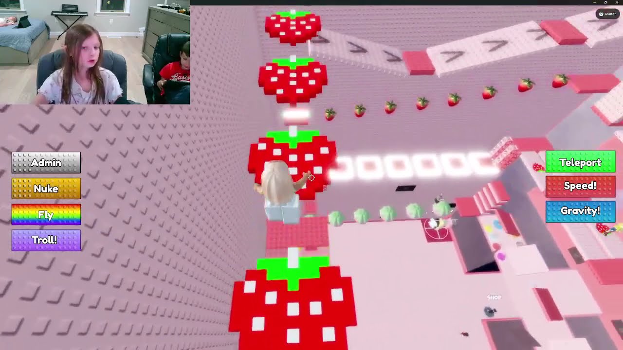 I ATE THROUGH THE STRAWBERRY TOWER! IN 9 MINUTES! YUMMMMM *ROBLOX