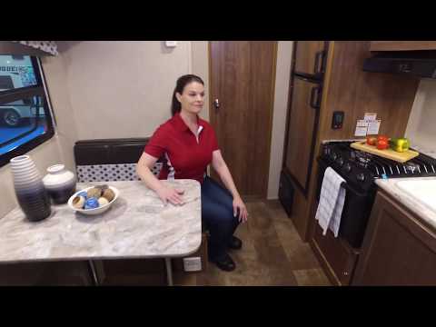 Gulf Stream-Streamlite Ultra Lite Special Value Trailer-19FMB