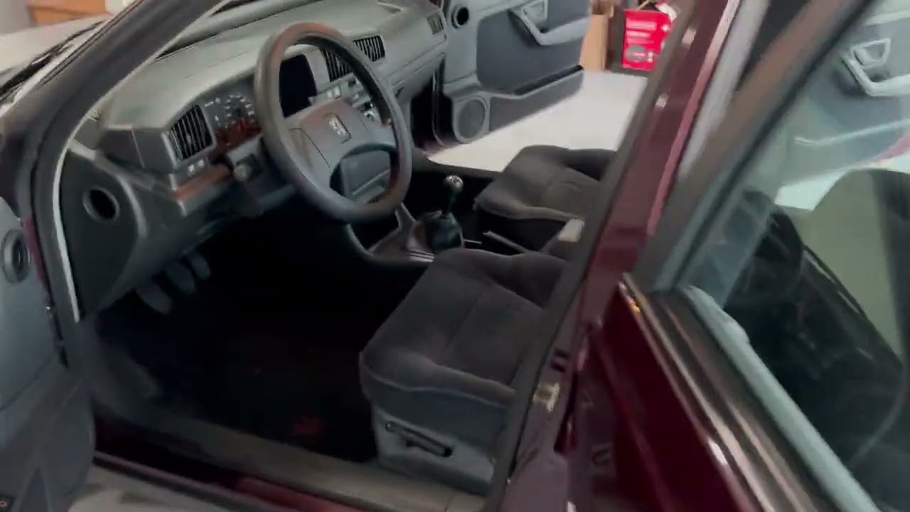 1992 Peugeot 405 SR interior walkaround