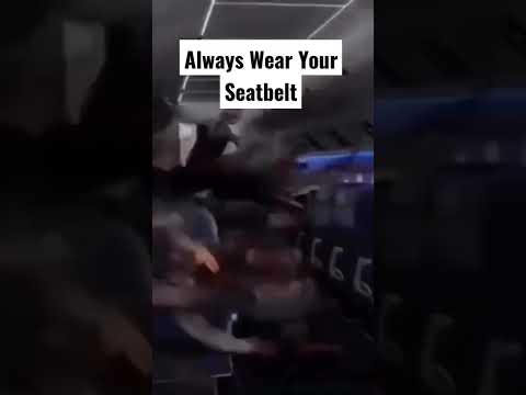 Always Wear Your Seatbelt - Computer Animation #shorts #short #aviation #flightsafety #airplane