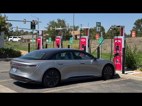 Lucid Air GT drives way over 500 miles in highway range test | Motor ...