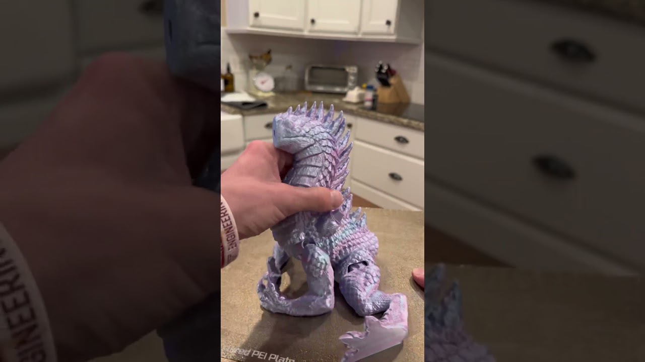 Massive 3D printed articulated dragon that looks amazing!