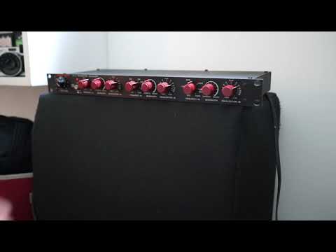 Furman PQ3 Parametric EQ and Preamp 1982 Black with red knobs | Reverb