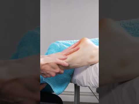 #Massage to the Foot - Effleurage technique