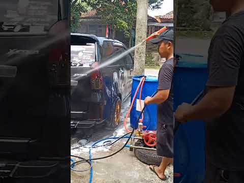 Tes mesin steam cuci mobil motor