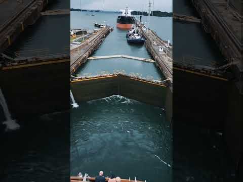 How Panama Canal Works In Timelapse