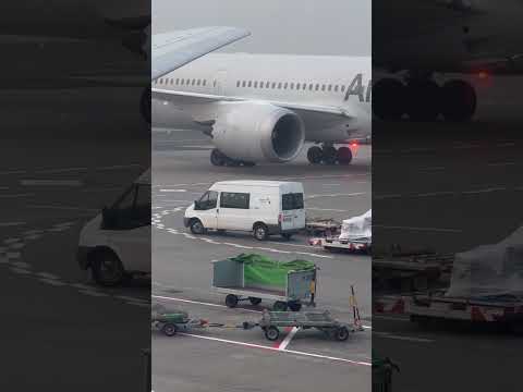 American Airlines Boeing at Frankfurt airport #shorts #aviation #short