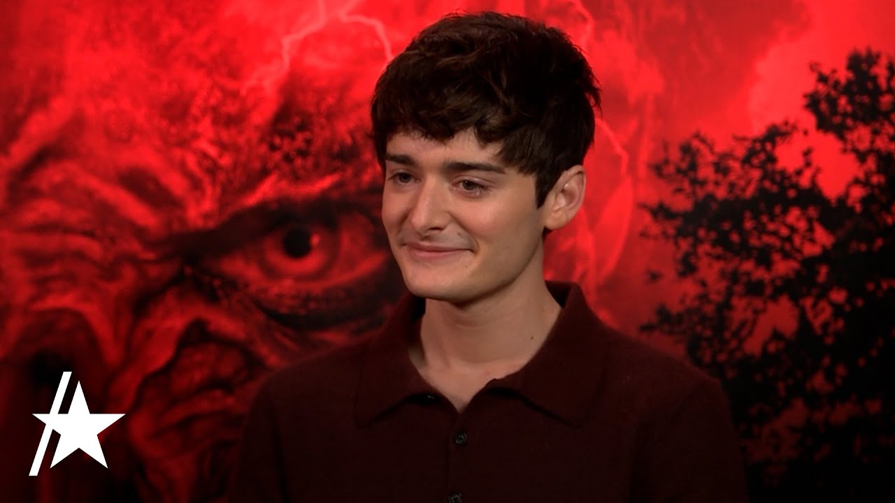 'Stranger Things': Noah Schnapp Reacts To EMOTIONAL Episode 7 Moment
