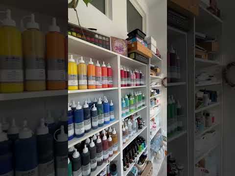 Peak into art studio Mii paintings tour painting