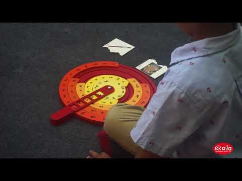 Word Wheel Activity 1 - Skola Toys