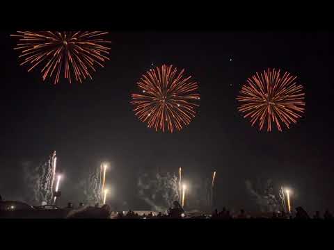 EAA Oshkosh 2022 fireworks display - Spielbauer Fireworks Green Bay WI