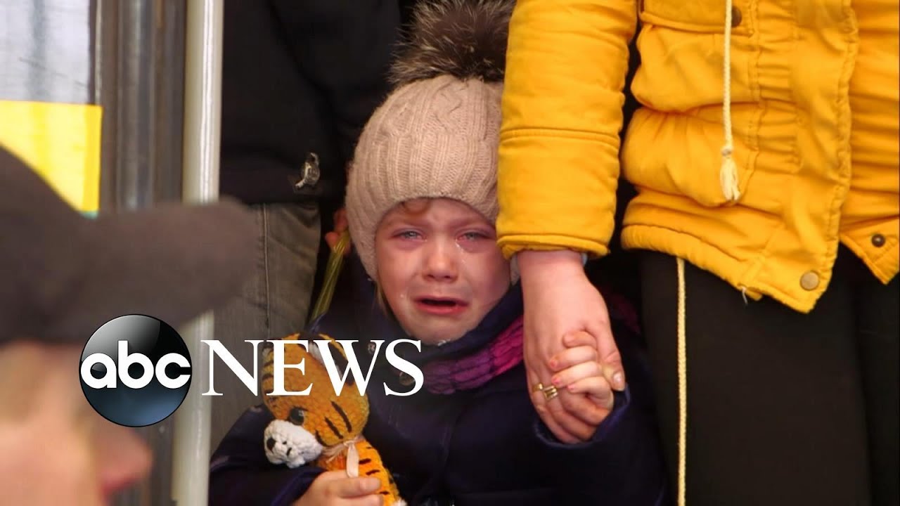 Over half a million flee Ukraine, UN predicts refugee crisis will swell l GMA