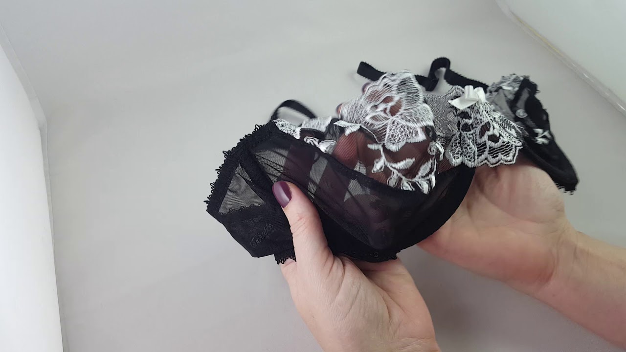 Alba plunge cup bra