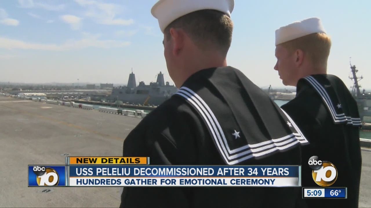USS Peleliu decommissioned