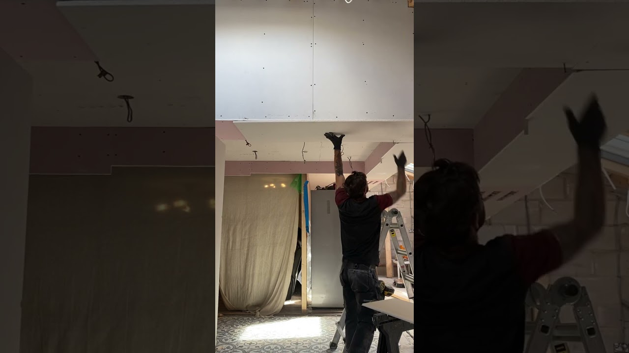Plasterboarding like a pro! #joinery #woodworkeradam #home #carpentry #plasterboard #dewalt #uk