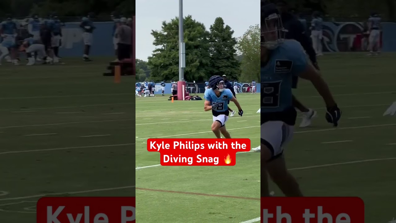 Kyle Philips makes an amazing catch #tenneseetitans #titansup #trainingcamp