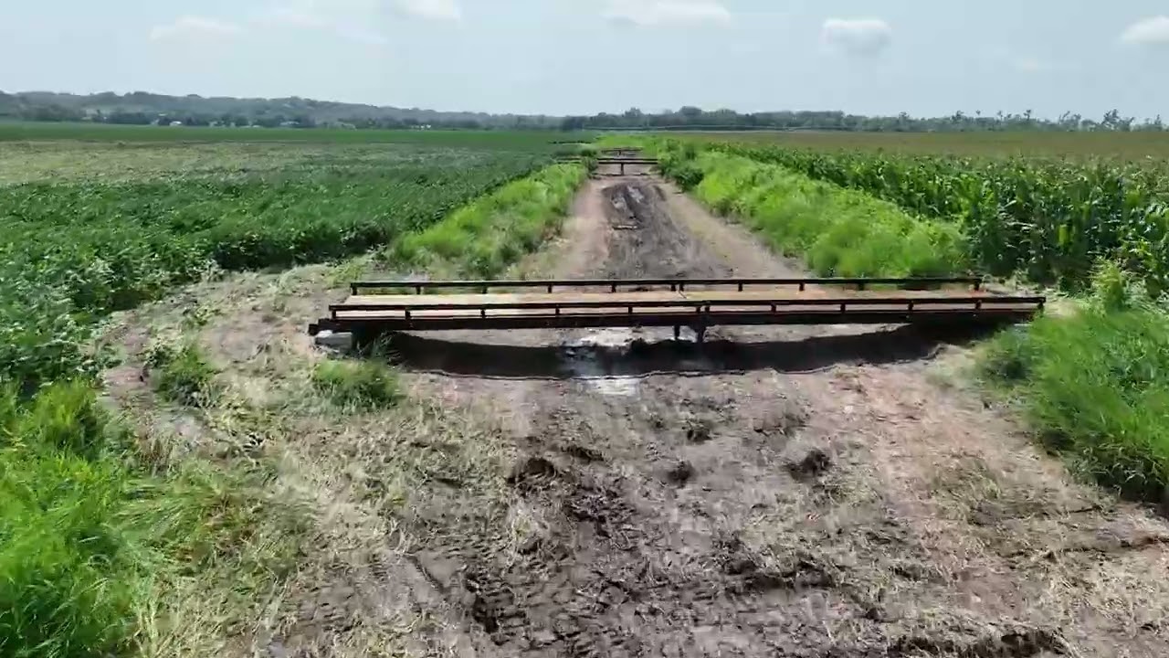 roadrunner bridge 1 min 1080p