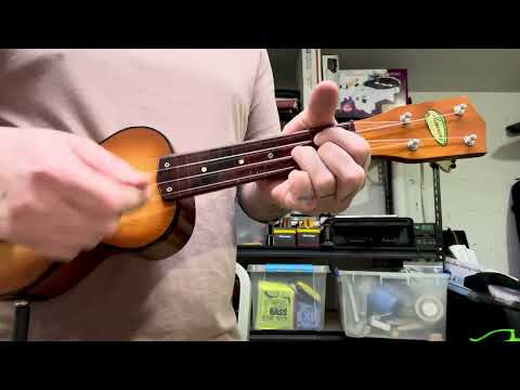 Harmony H125 1/2 H4025 Electric Ukulele 1960s Sunburst | Reverb