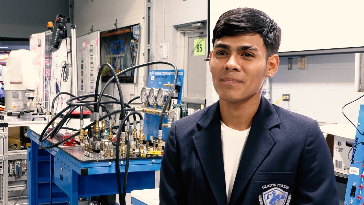 Porter P-TECH | Bryan Valverde