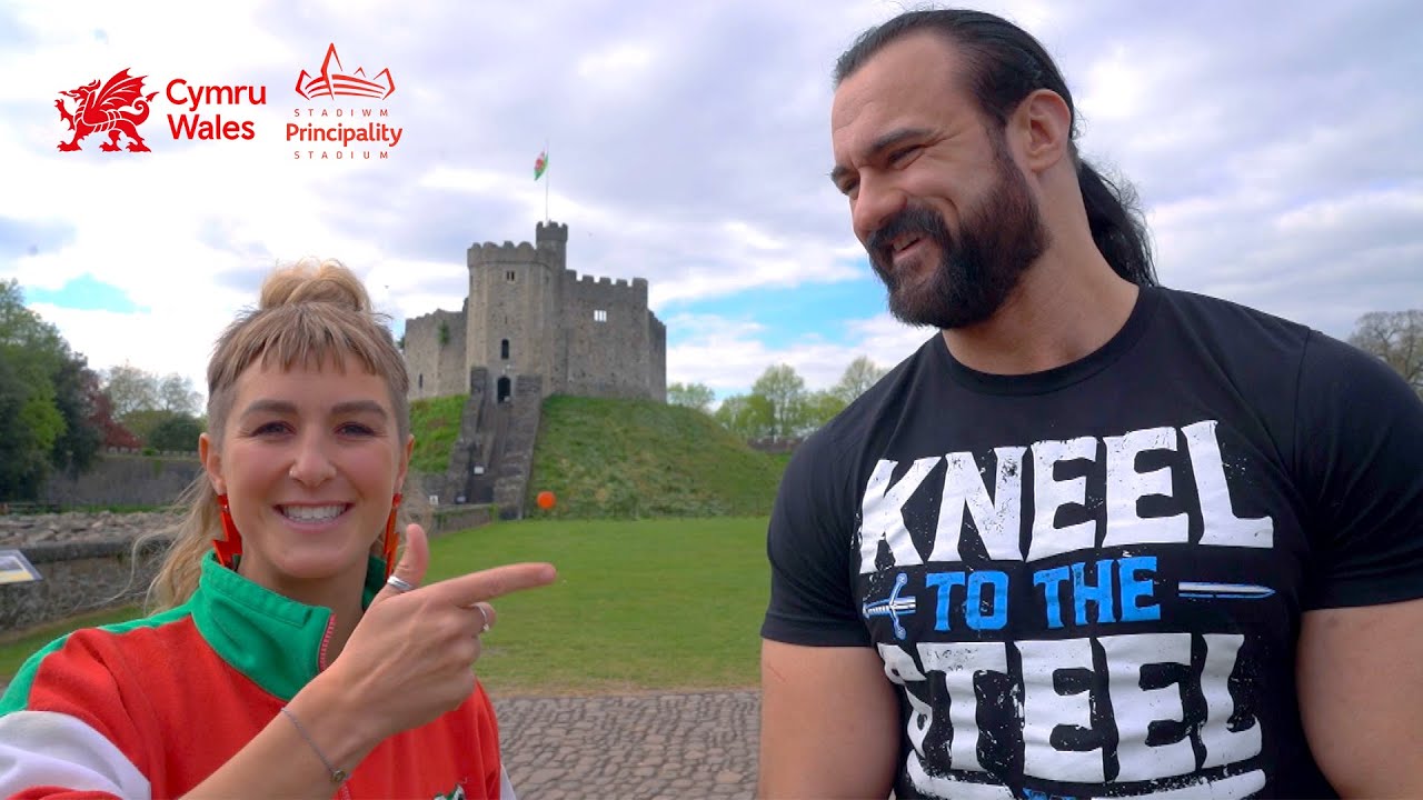 Drew McIntyre brushes up on Welsh language in Cardiff, Wales ahead of WWE Clash at the Castle