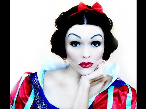How to look like Snow White. Snow White-Make up Tutorial! | Walt Disney