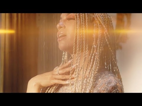 QUIÑ releases an eye-catching music video for her “Remind Me” single