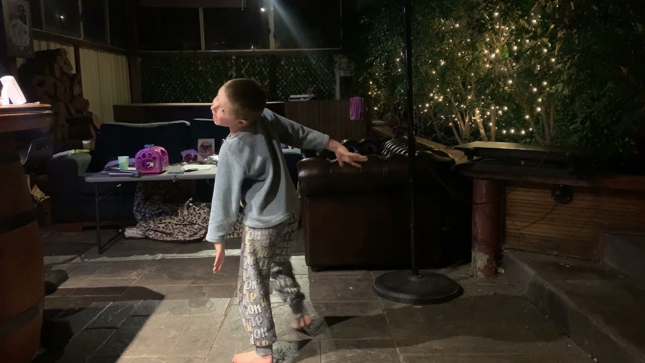 Flying Bum Dance By Zach