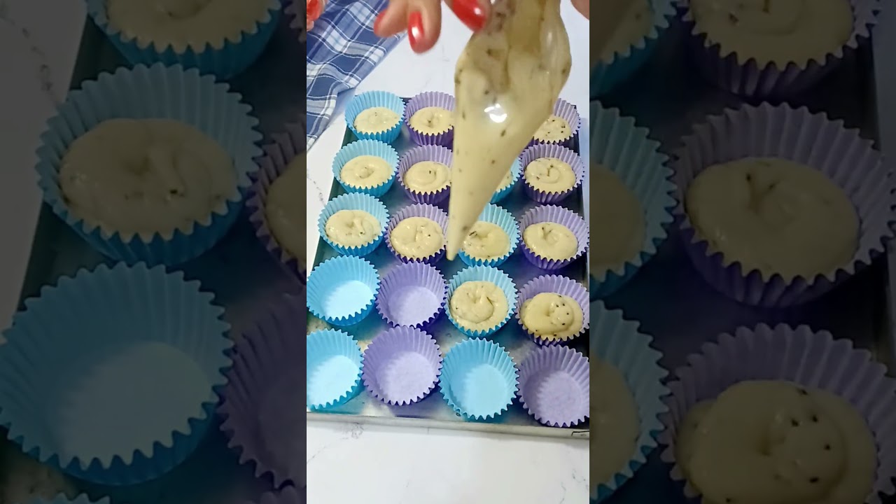 Eu estou apaixonada nesse mini bolo 🍰💫 #confeitaria #minibolo #bolocaseiro